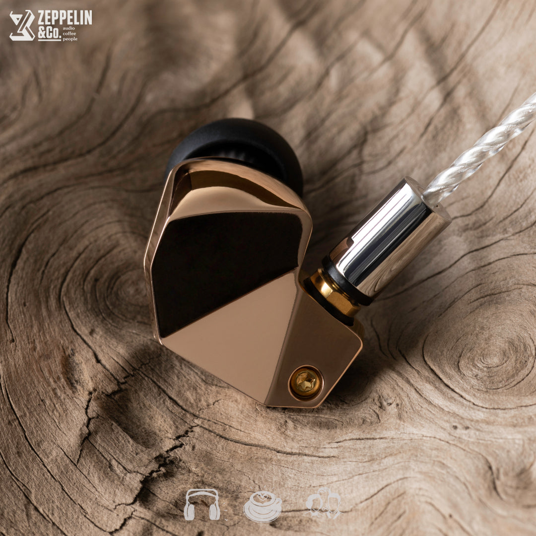 Final Audio B1 – Zeppelin & Co