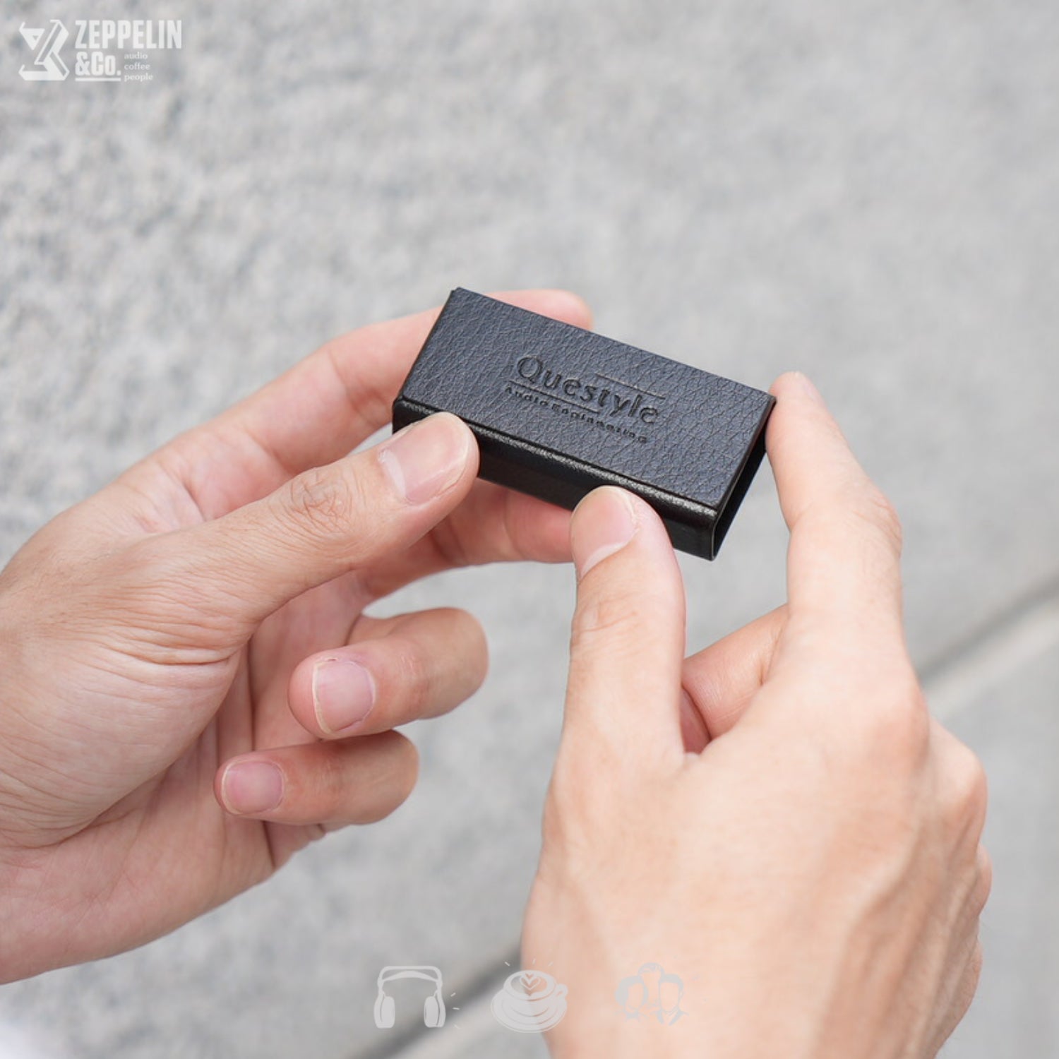 Questyle M15 Case – Zeppelin & Co